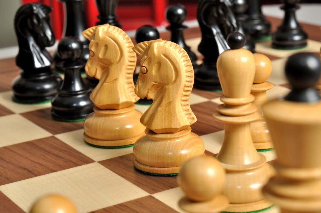 The DGT Projects Electronic Chess Board (E-Board) - Bluetooth Connecti – Grand Humidors